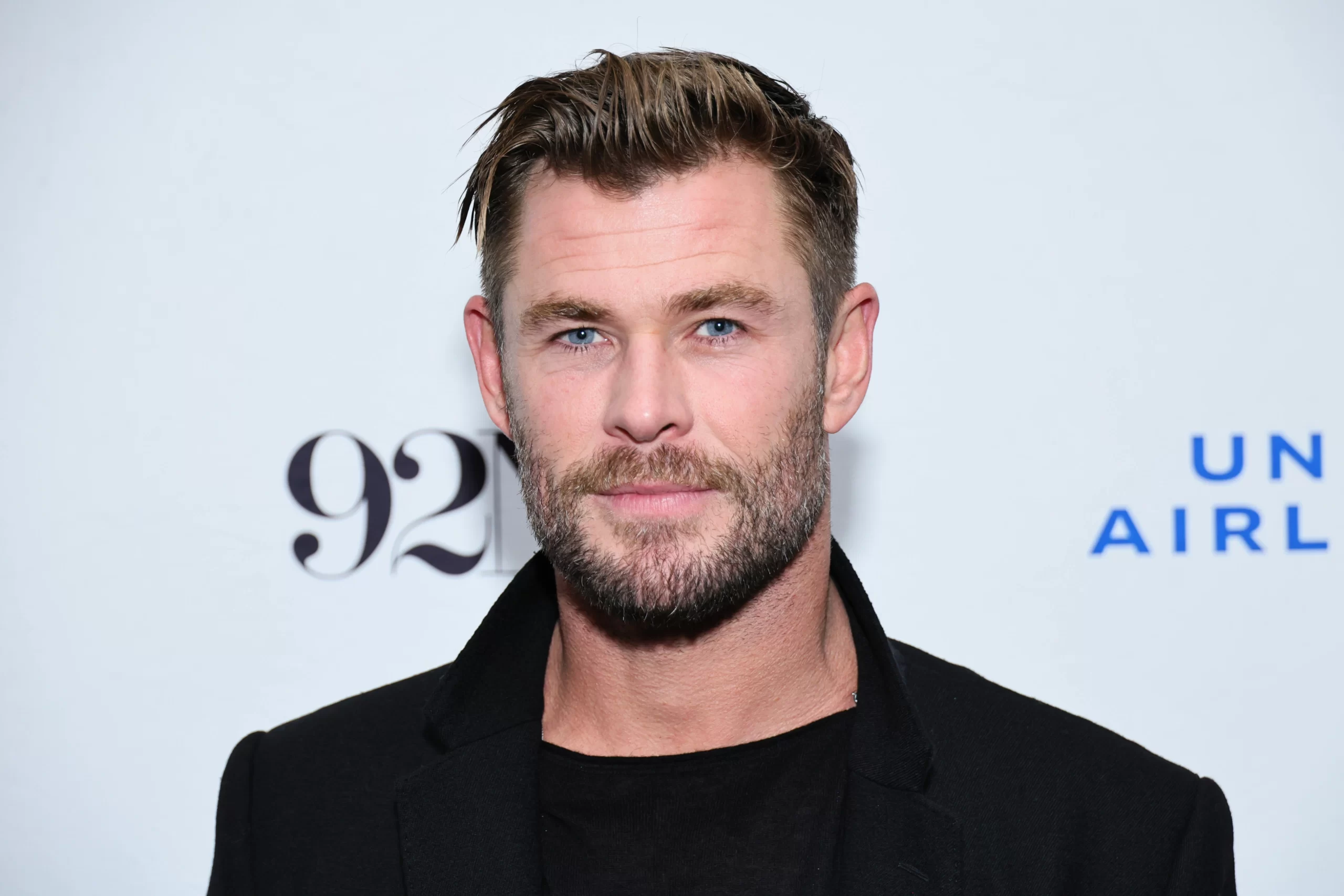Chris Hemsworth to take a Break from Acting after discovering Alzheimer ...