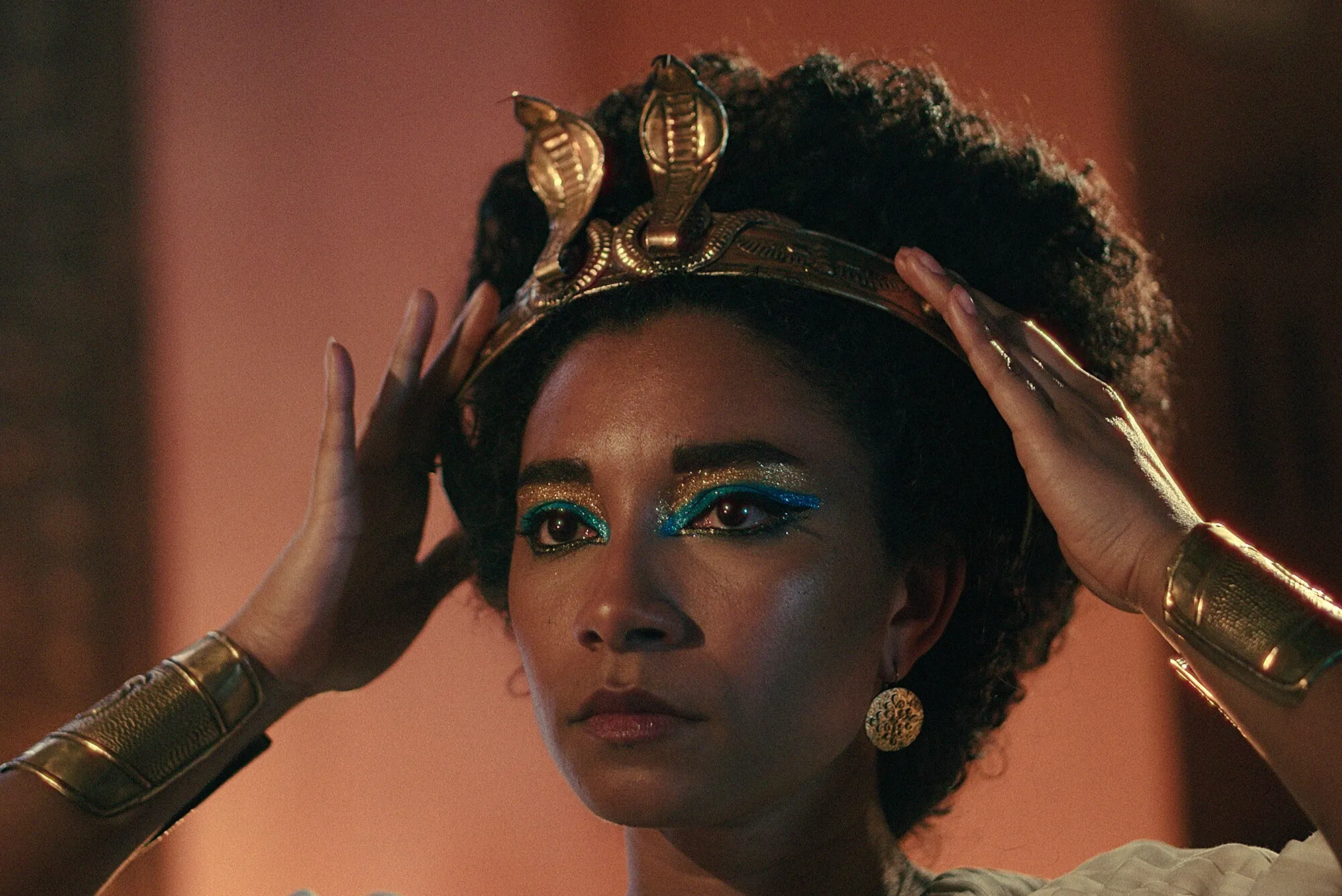 Jada Smith's 'Queen Cleopatra' Director Defends Black Casting, "What ...